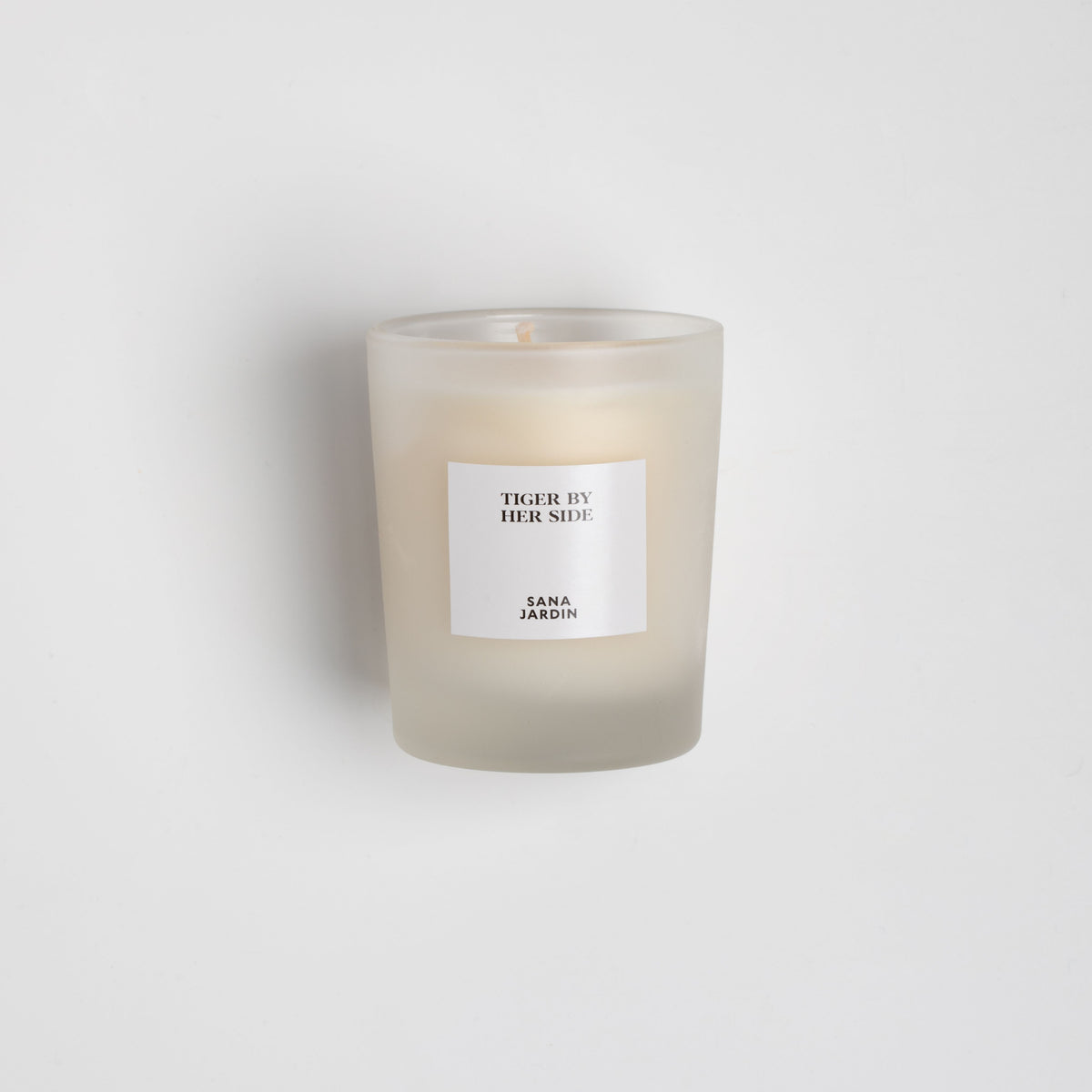 Tiger By Her Side vegan scented candle - Amber & Patchouli - Sana ...